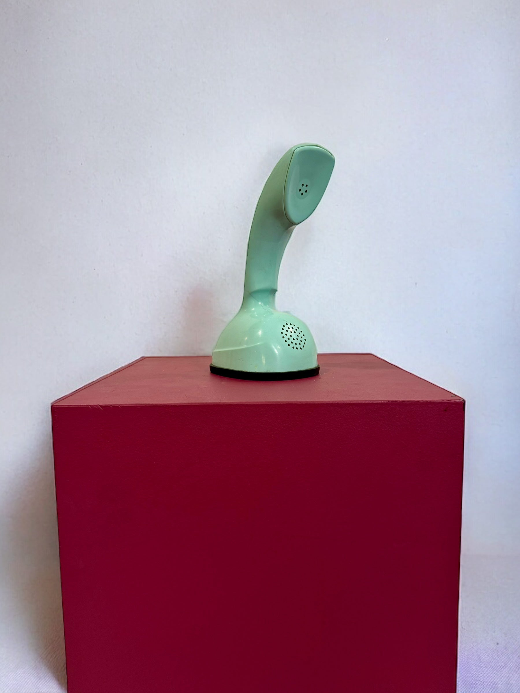 Vintage Phones – The Smith Henry